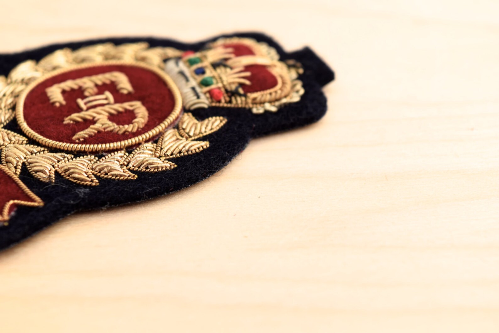 E II R Private School Inspired Bullion Emblem Crest Patch With - Etsy