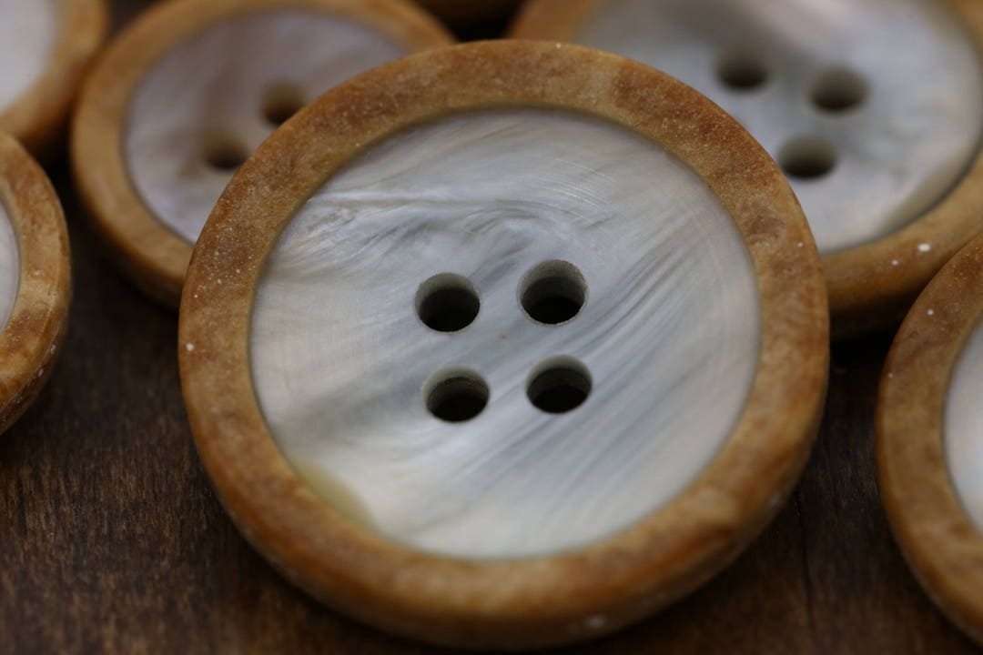 Faux Shell Button With Faux Wood Outer/ 1 Dozen/ 4 Hole Button/ Shirt ...