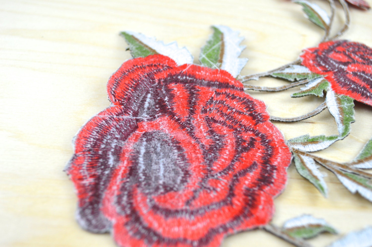 Red Rose Patch 1 PIECE Realistic Red Embroidery Rose Appliques - Etsy