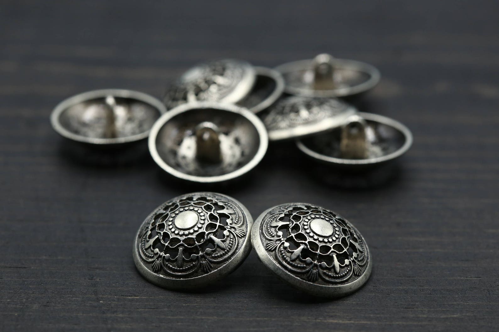 Antique Silver Metal Shank Buttons: Ornate Design (4 Pcs, 25mm) Sty No ...