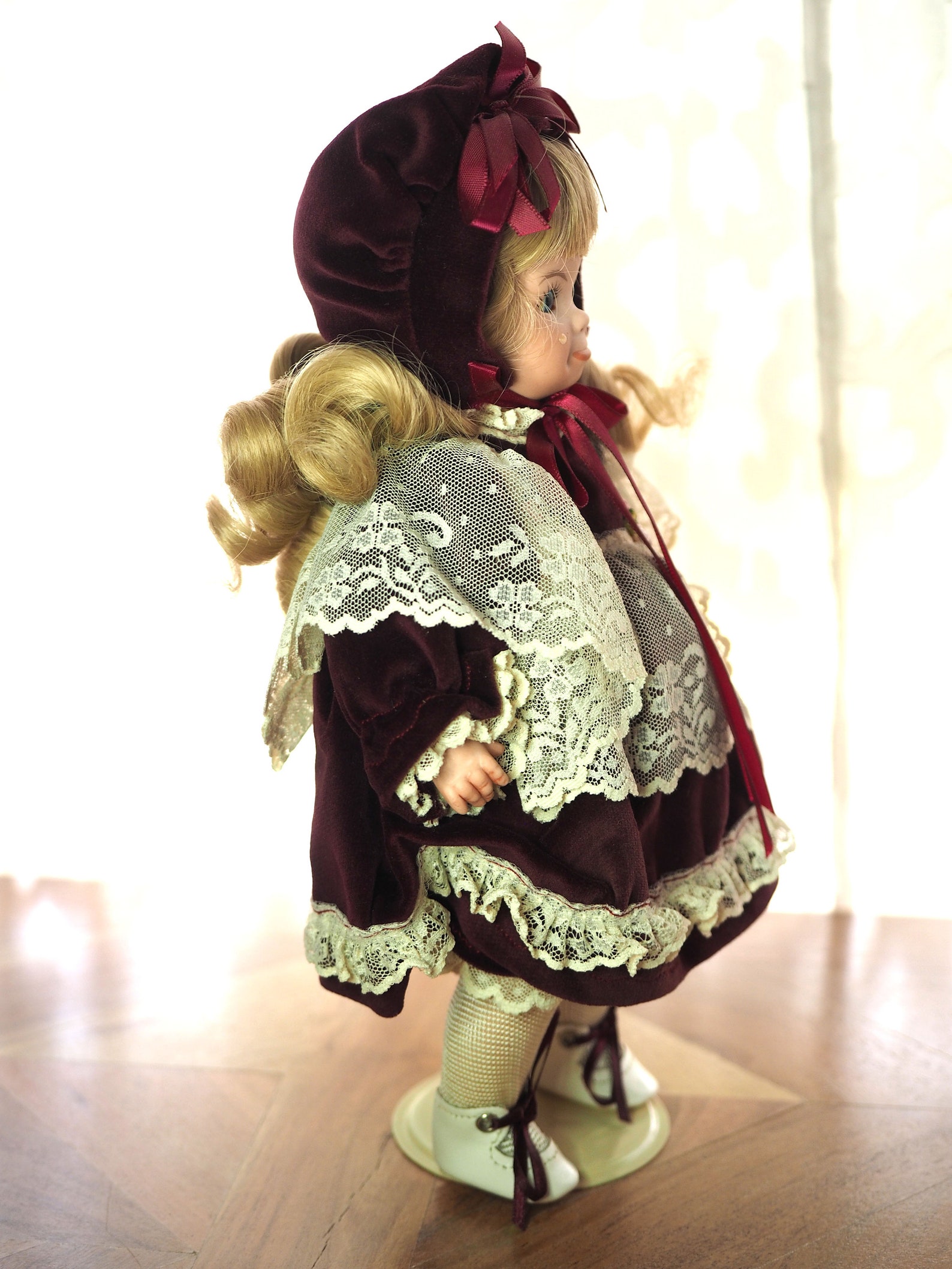 Vtg 80s Porcelain 11 Doll pouting/crying/tears Girl - Etsy