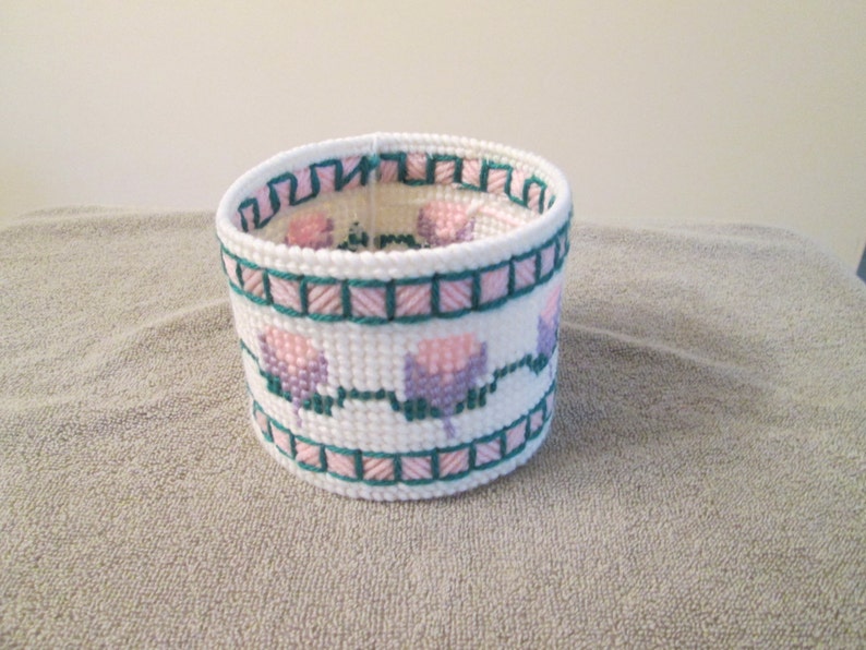 Storage Box Small Round Plastic Canvas Item 125 - Etsy