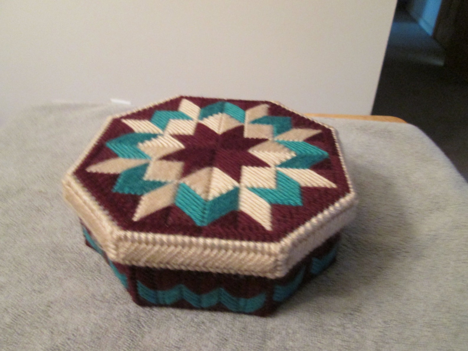 Storage Box With Cover Geometric Design in Plastic Canvas Item 182 - Etsy