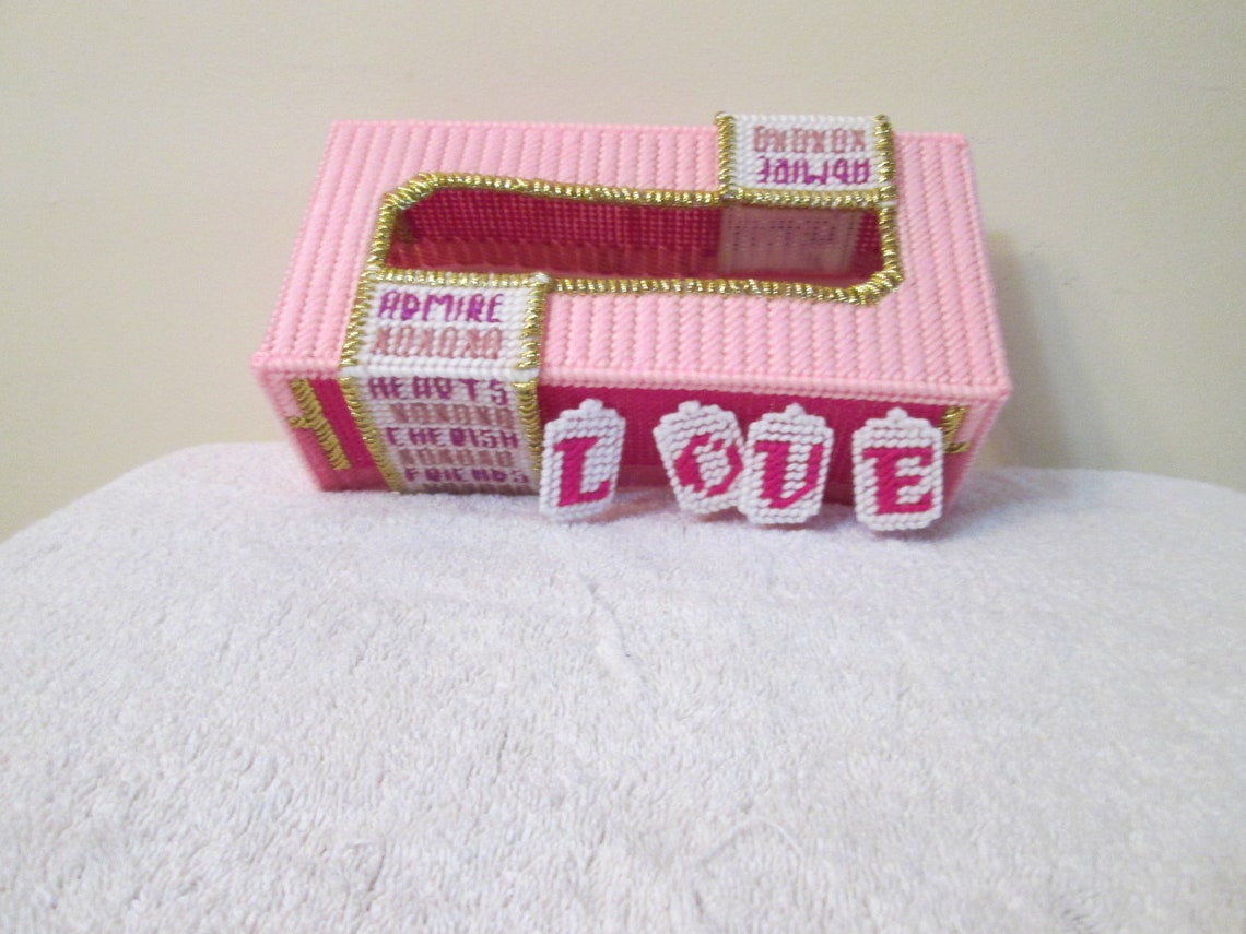 Love Tissue Topper Item 395 - Etsy