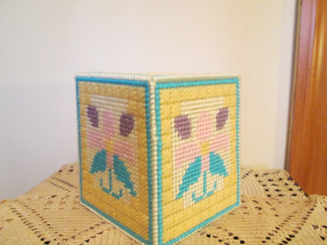 Pastel Tissue Box Cover in Plastic Canvas Item 328 - Etsy