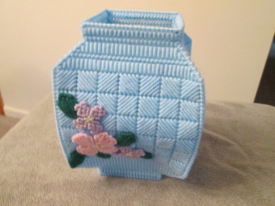 Planter With Flowers in Plastic Canvas Item 15 - Etsy