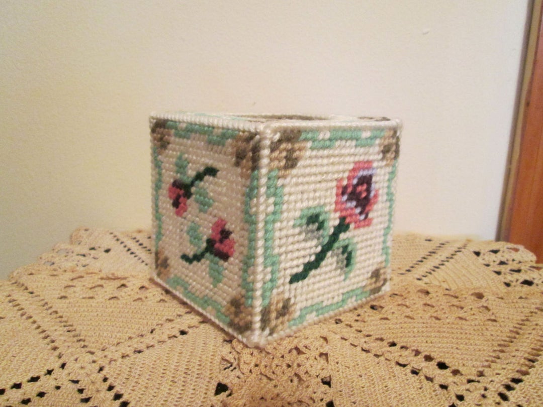 Tumbling Roses Potpourri Box Item 217 - Etsy