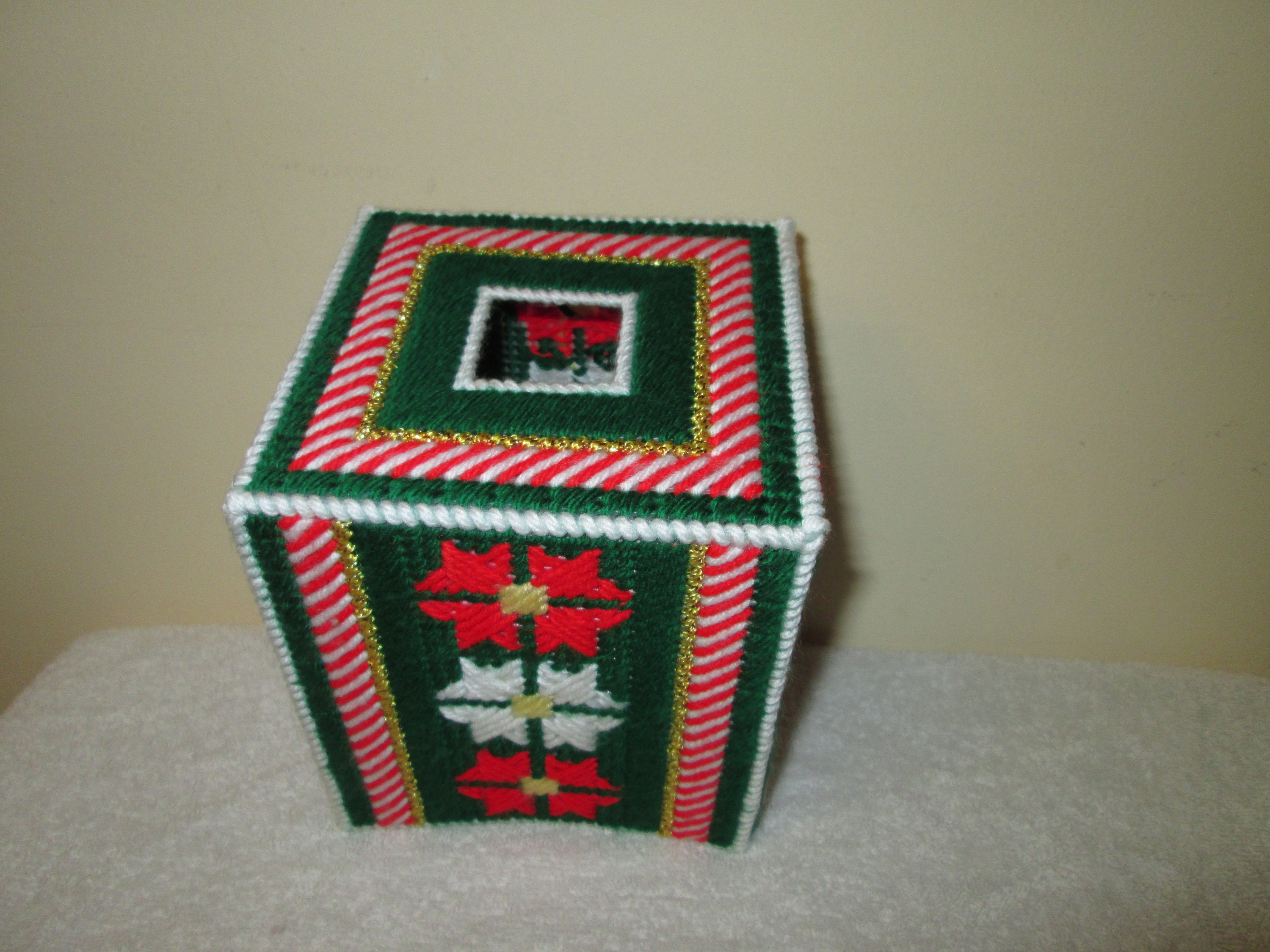 Peppermint & Poinsettias Tissue Topper 530 - Etsy