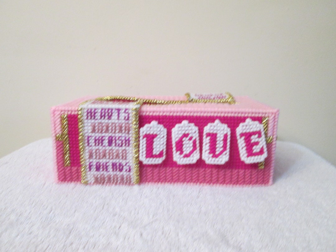 Love Tissue Topper Item 395 - Etsy
