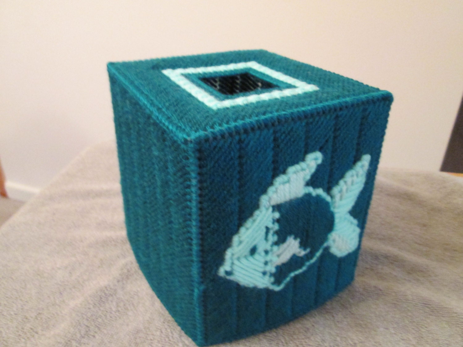 Tissue Box Boutique Fish Design in Plastic Canvas Item 11 - Etsy