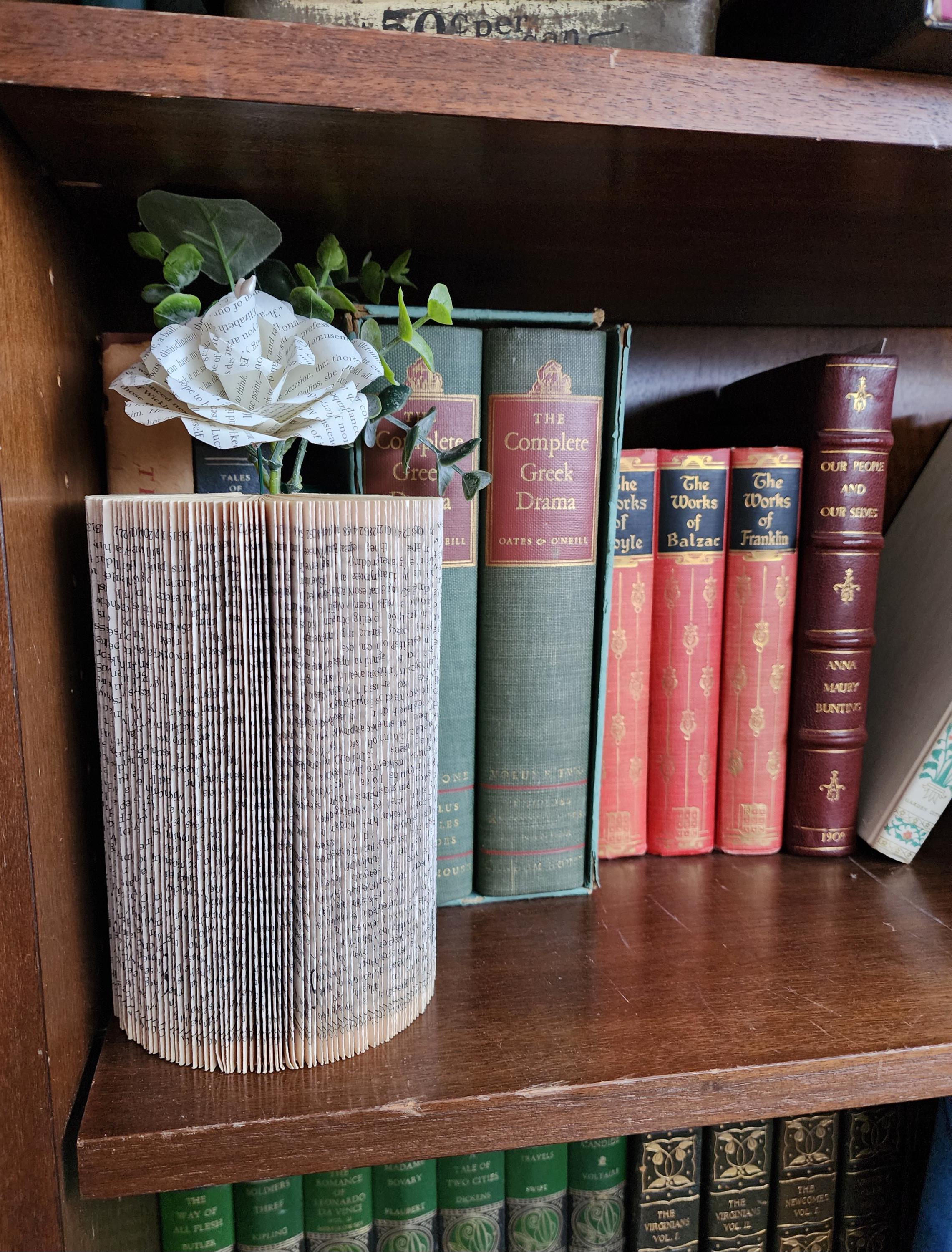 Book Page Flower in Folded Book Vase, Neutral Decor, Book Decor, Shabby ...