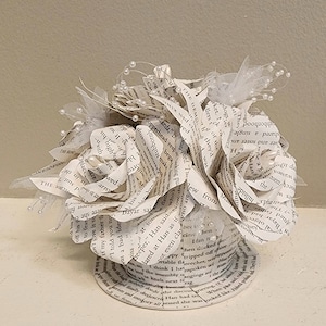 Book Page Flower Cake Topper, Book Theme Wedding, Book Cake Topper ...