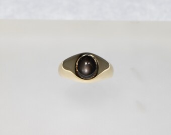 Black Star Sapphire Ring - Etsy