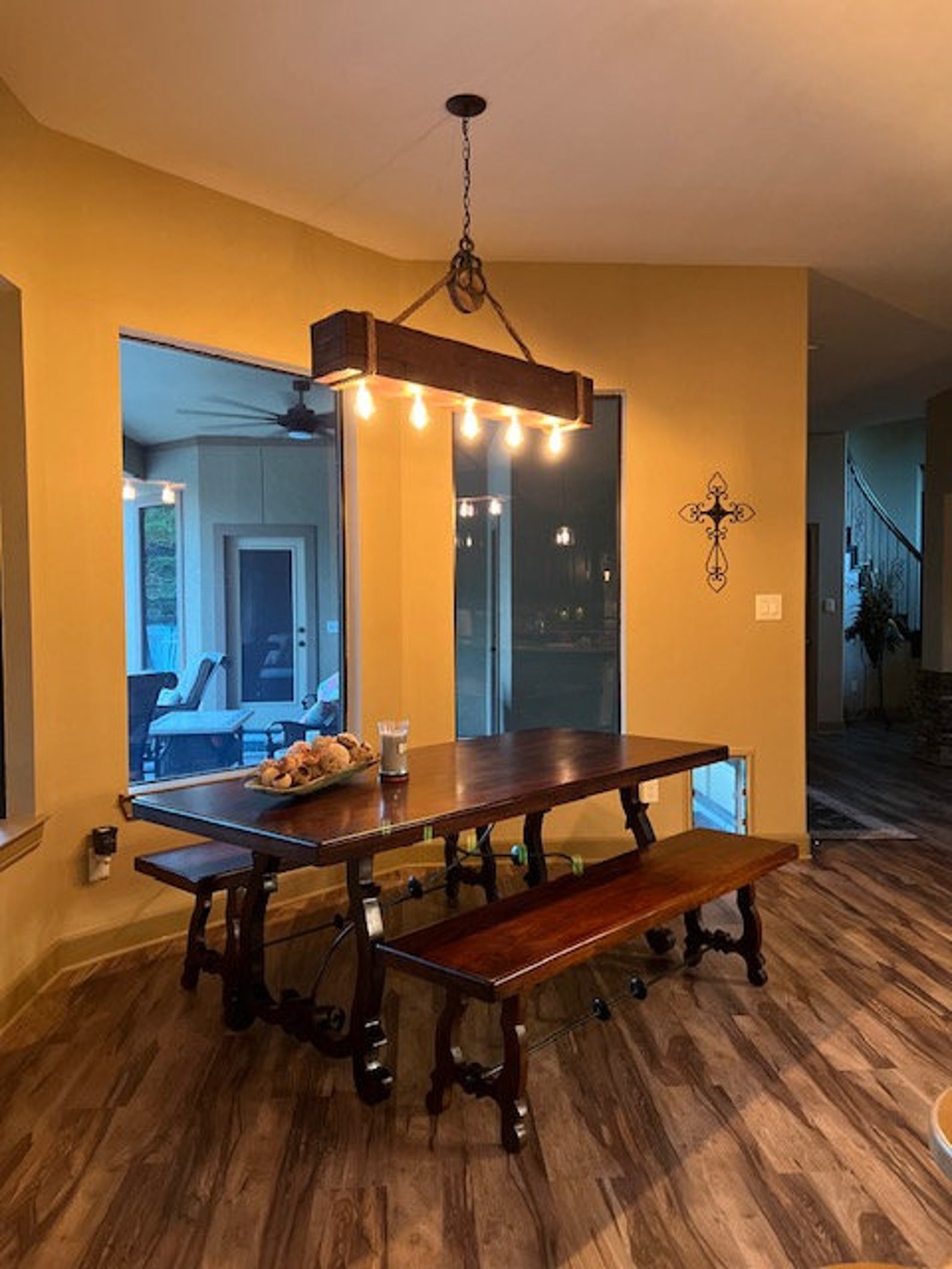 Rustic Barn Beam With Recessed Edison Bulbs Barn Pulley - Etsy Israel