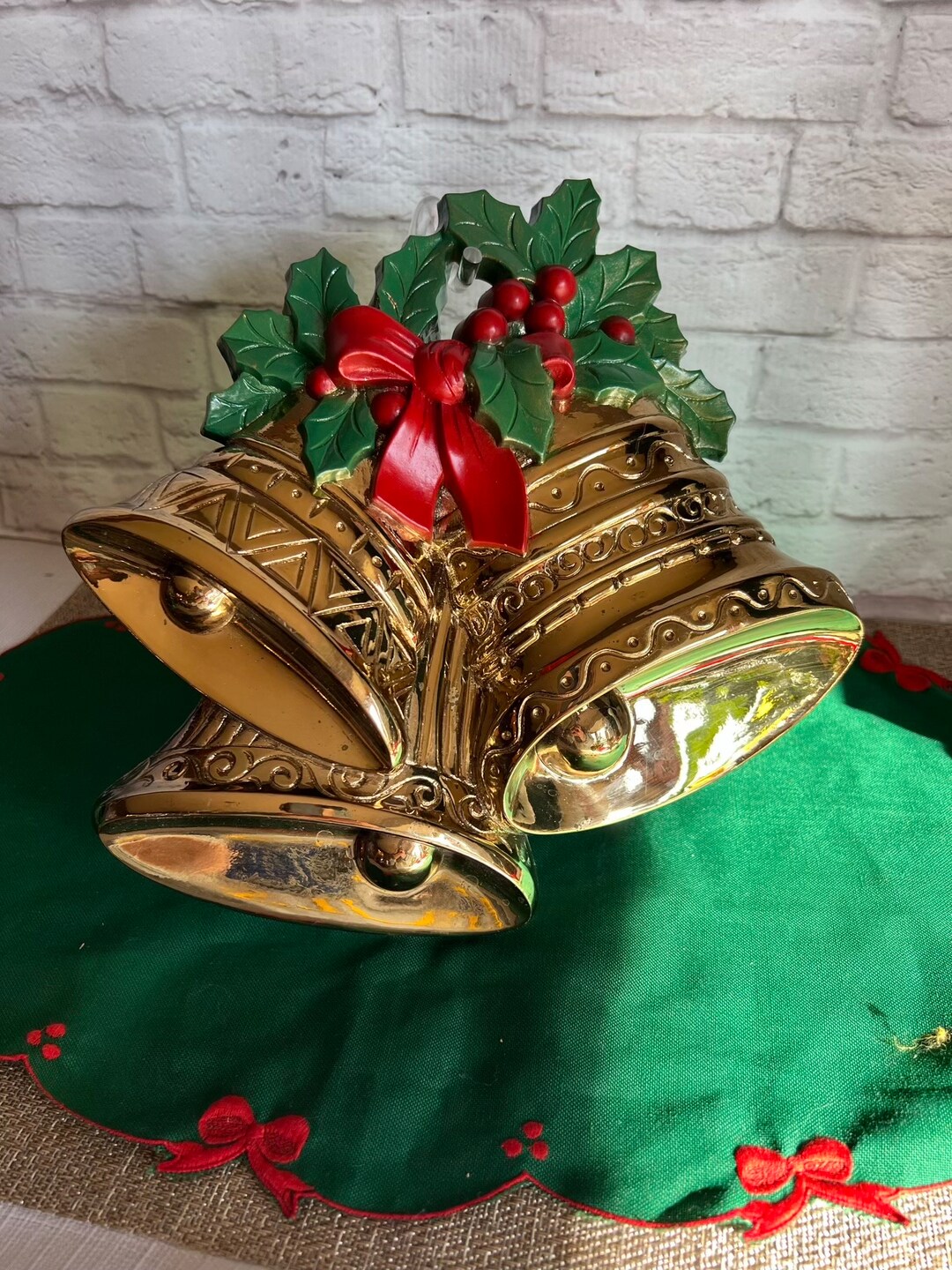 Vintage Gold Bells and Mistle Toe Molded Plastic Wall Hanging Christmas ...