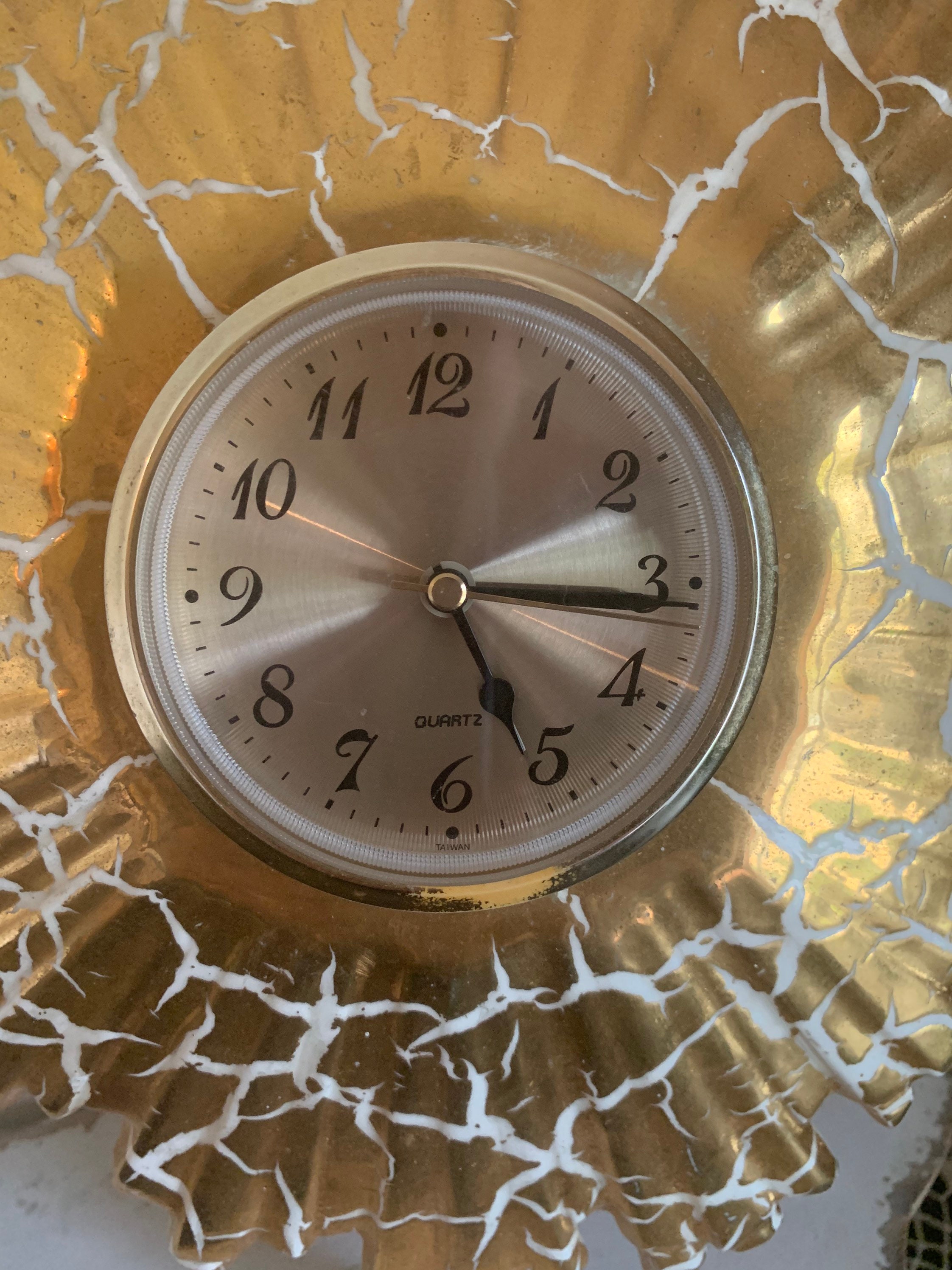 Home Décor 1960 Rococo Hollywood Regency Quartz Sunburst Crackle Lame ...