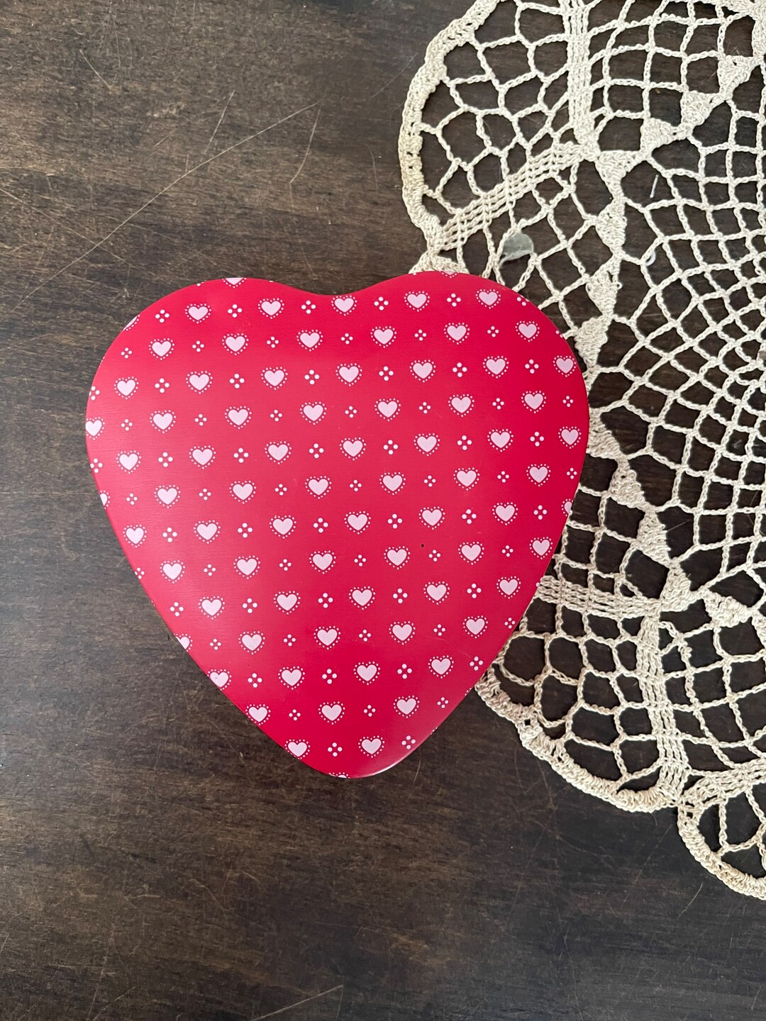 Vintage 1980 Red Heart Shaped Box Valentines Day Tin Metal Box Jewelry ...