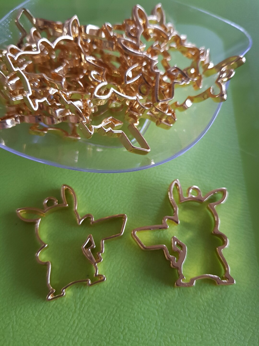 Pokémon Pikachu-resin Pendant BEZEL OPEN X 2 Pcs - Etsy