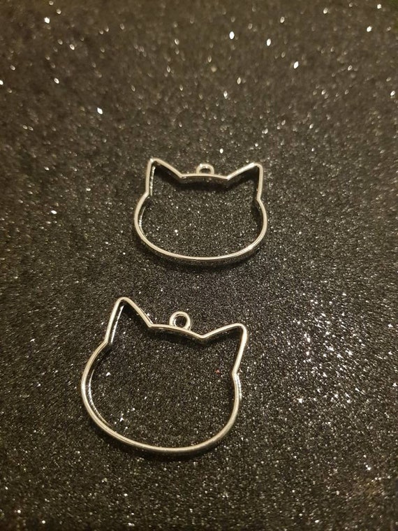 Face To Color Of The Cat Bases