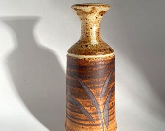 Vintage Bruce Pottery - Etsy