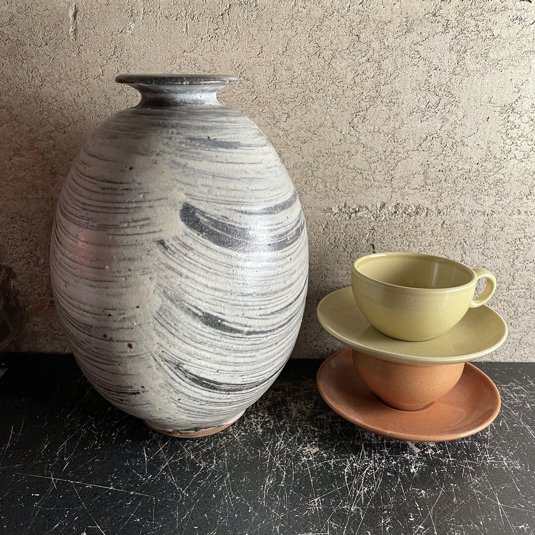 Wayne Ngan Hakeme Studio Pottery Floor Vase, As-is, 1980’s Vintage ...