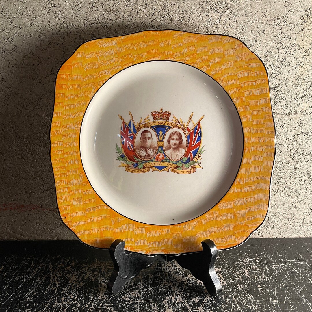 King George V11 Coronation Plate by H&K Tunstall, Art Deco, Mint ...