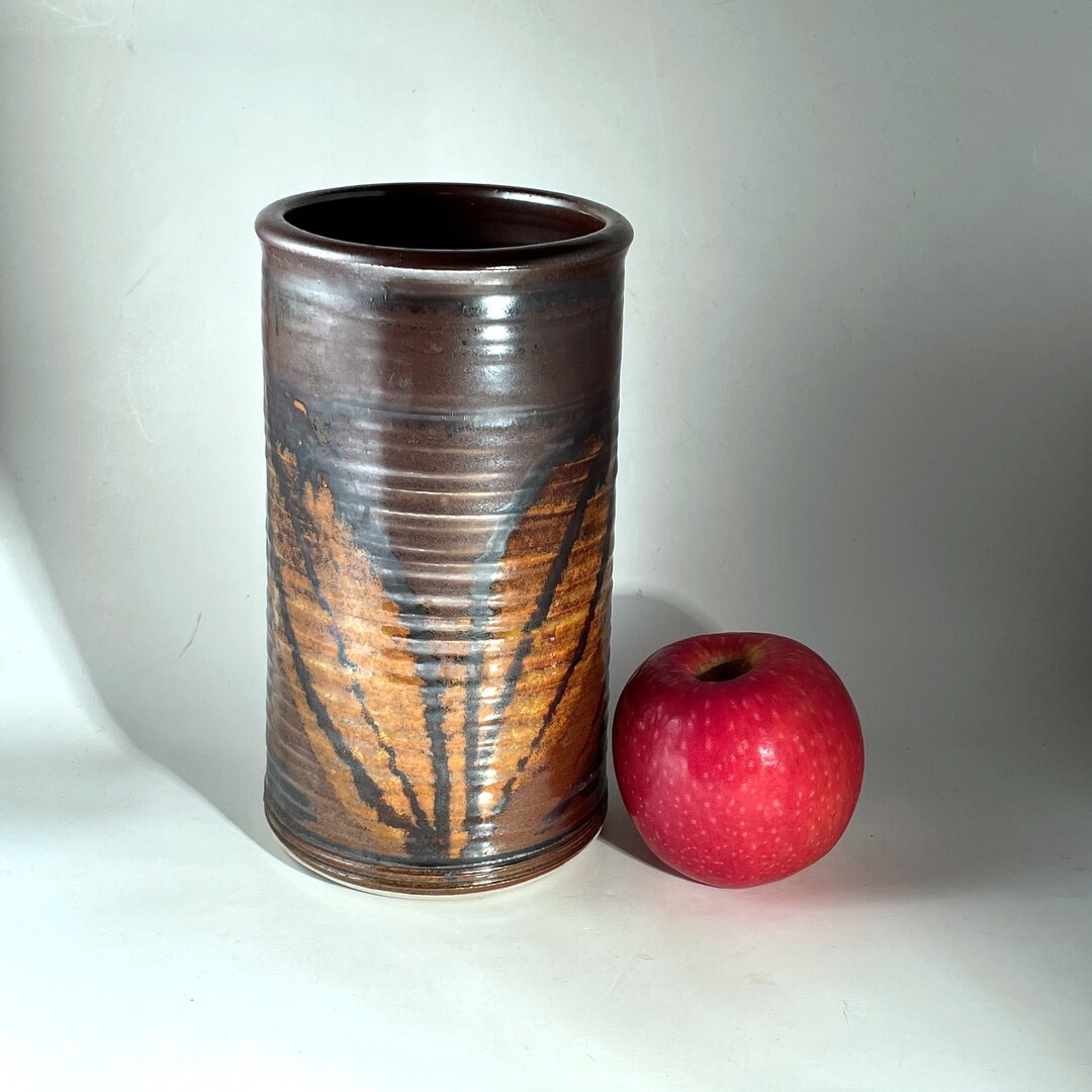 Robin Hopper Brown Cylinder Vase Chosin Pottery Canada - Etsy