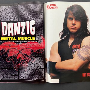 HIT PARADER Magazine 1992 August Issue KISS, Nirvana, Black Crowes ...