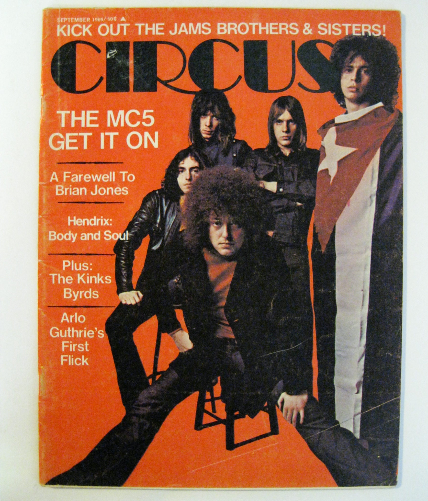 Circus Magazine for sale | Only 4 left at -70%