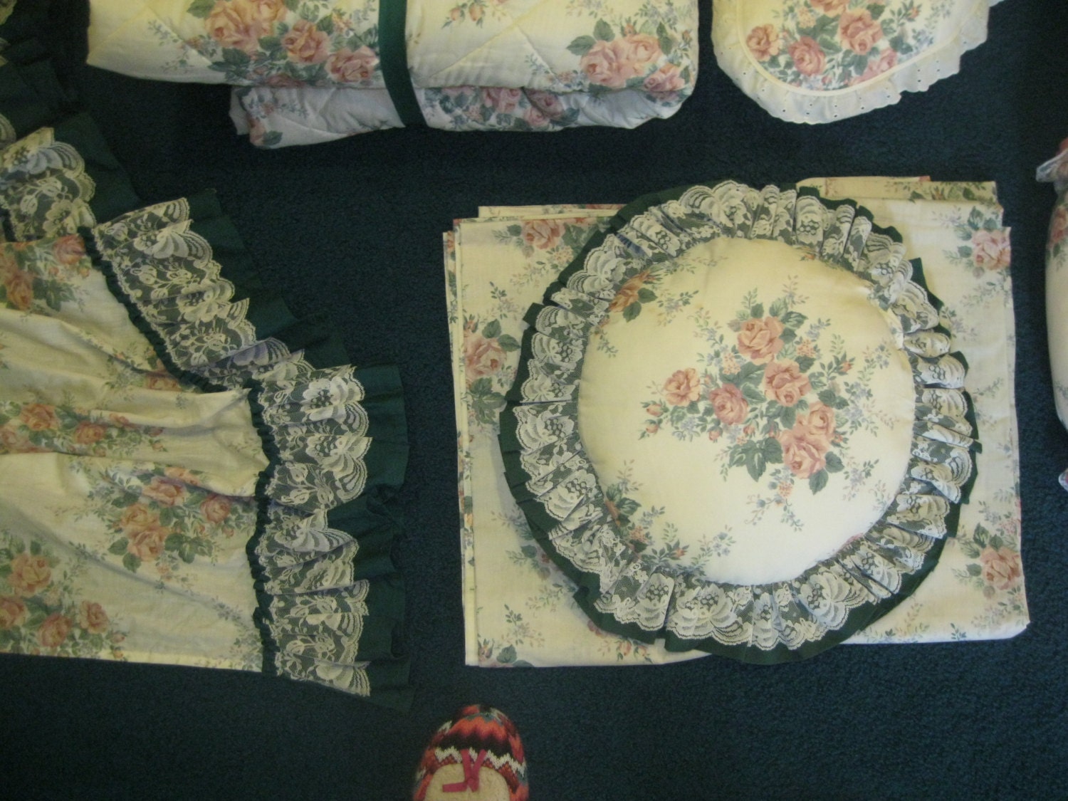 Vintage 11 Piece Tea Rose Pattern Bedding Set. - Etsy
