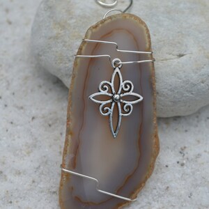 Natural Sliced Agate Wire Wrapped Ornament With a Silver Charm - Etsy