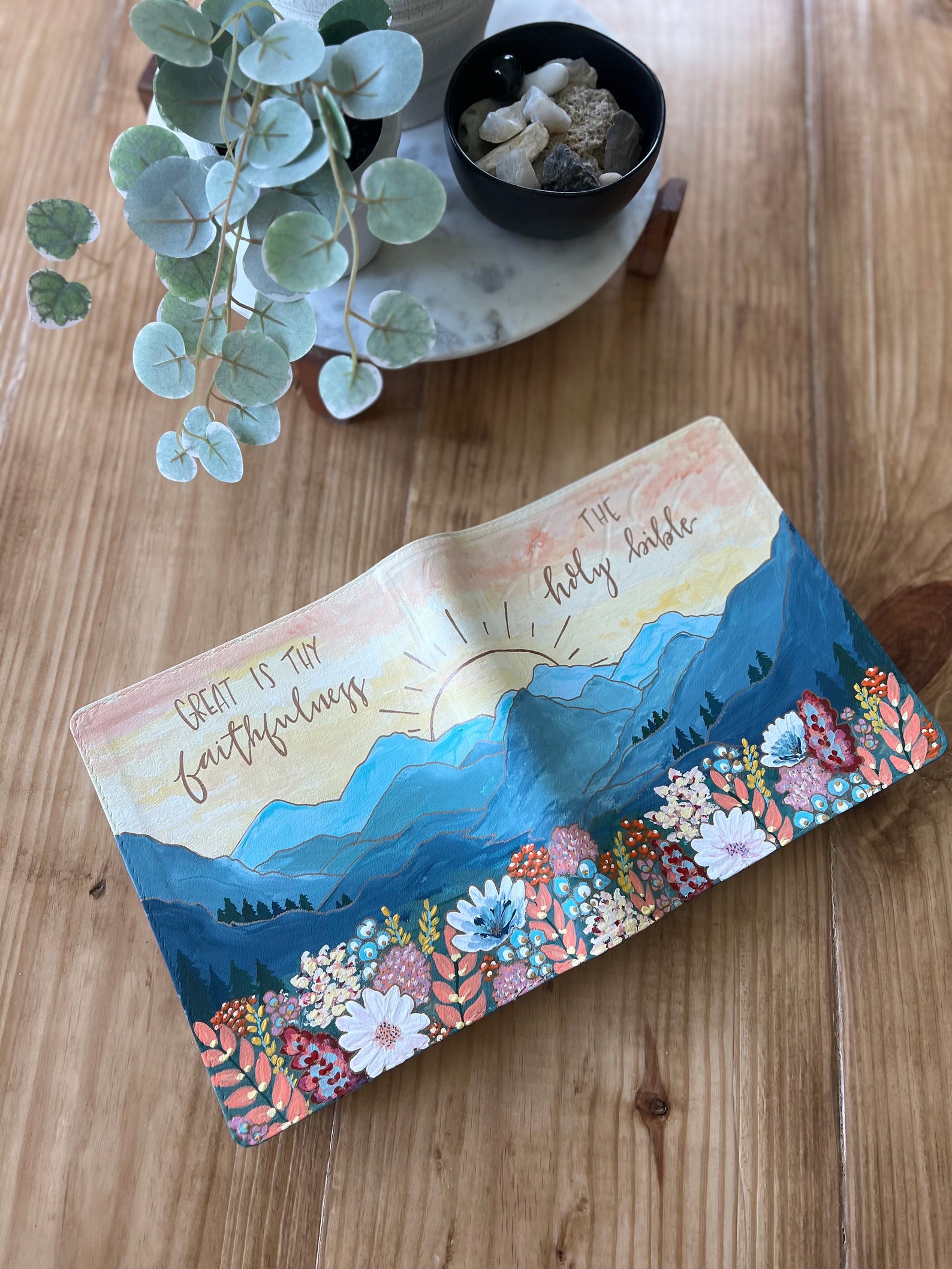 Customizable Mountain Bible: Hand-painted NIV Verse Mapping Bible - Etsy