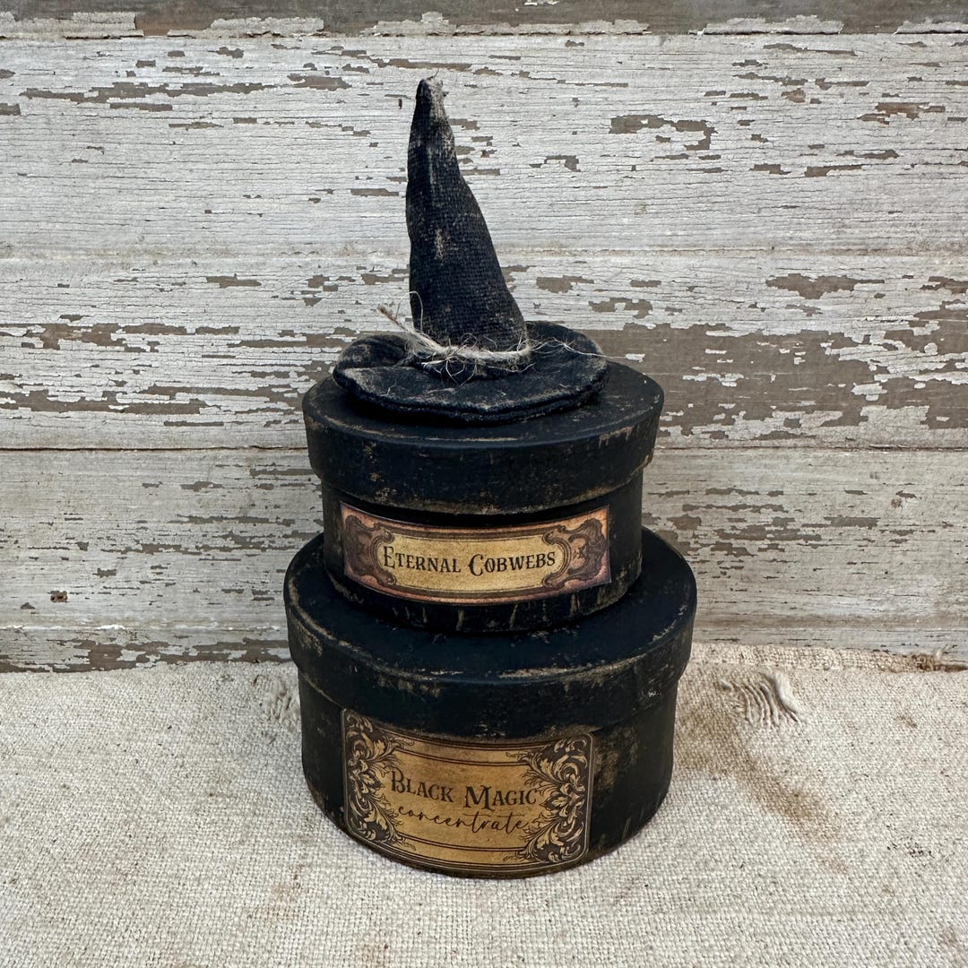 Primitive Grungy Set of 2 Distressed Painted Round Paper Mache Witches ...