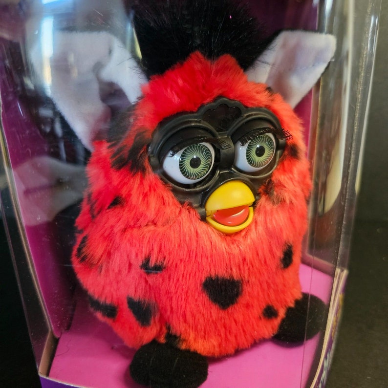 New Ladybug Spotted Furby, Sealed Vtg 1999 Tiger Toys Electronic ...