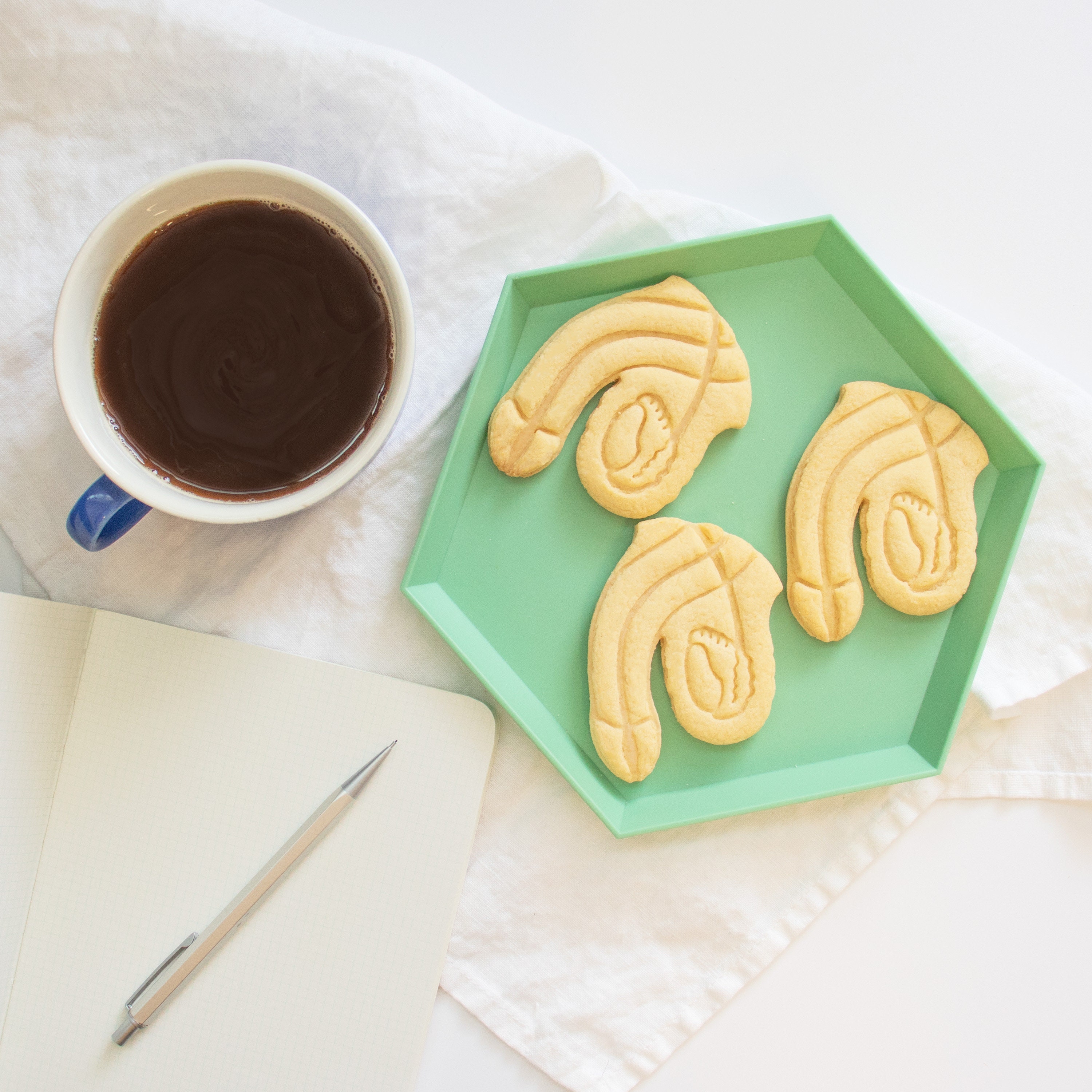 Uterus Cookie Cutter | Womb Anatomy Physiology Medicine Cervical Cancer ...