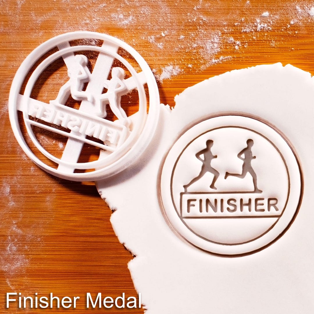 Finisher Medal Cookie Cutter – Celebrate Marathon Runners, Personalized ...