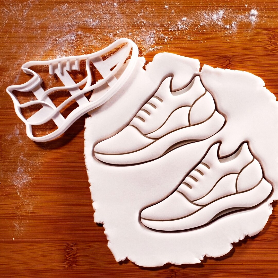 Running Shoe Cookie Cutter: Marathon Baking - Etsy UK