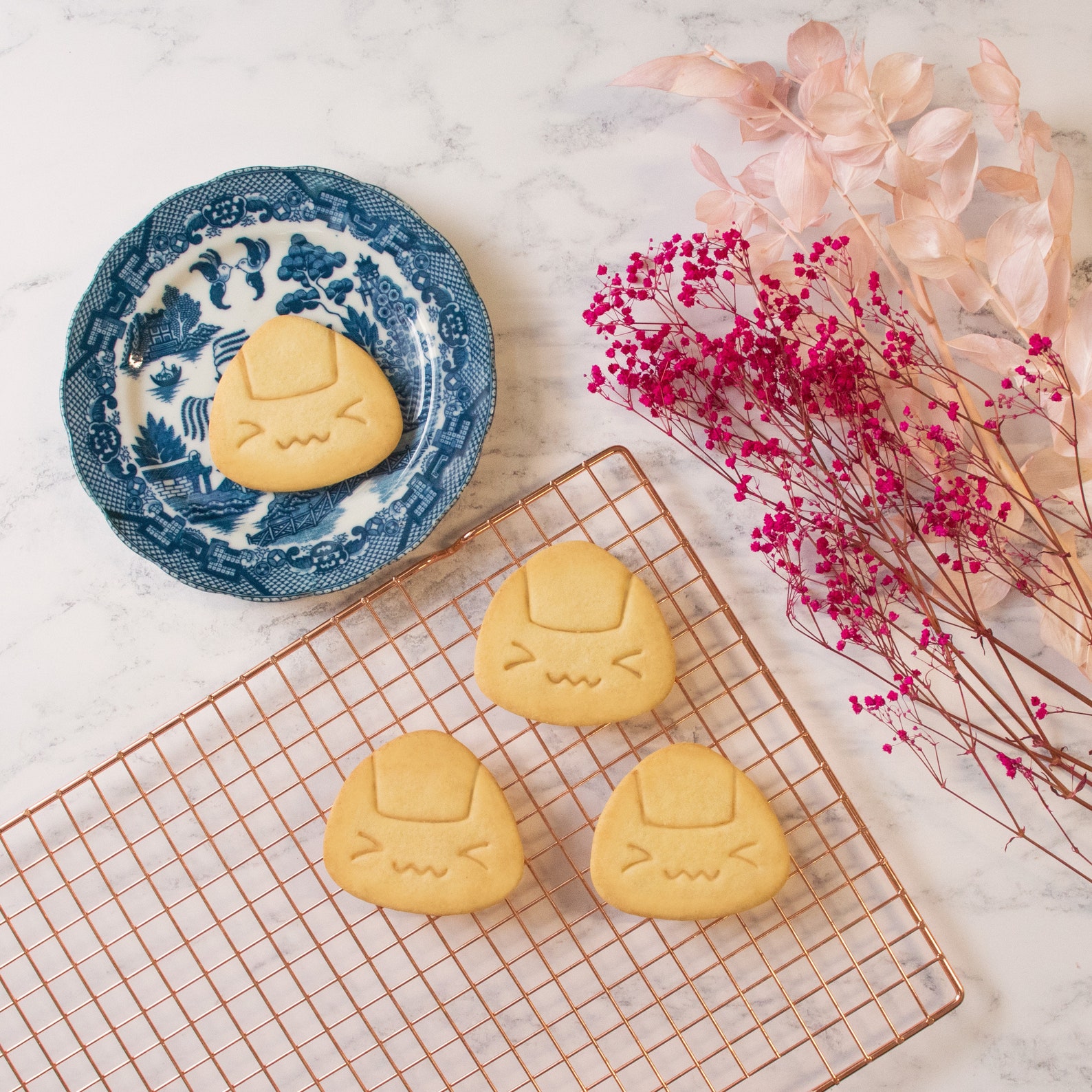 Onigiri Rice Ball Cookie Cutter (happy) | お握り 御握り おにぎり (お結び おむすび 握り飯 ...