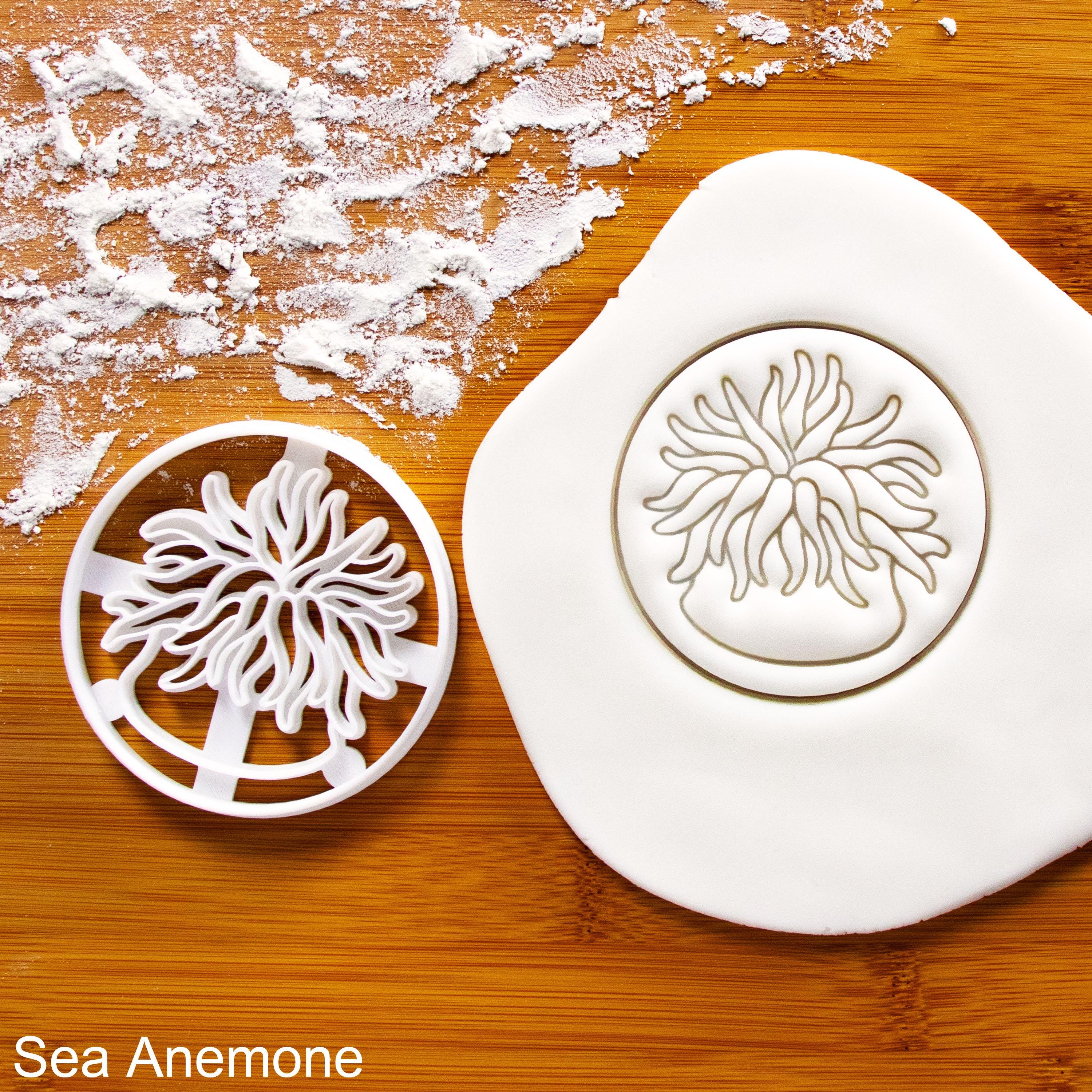 Clownfish Cookie Cutter - Bake Under the Sea Creatures Biscuits for ...