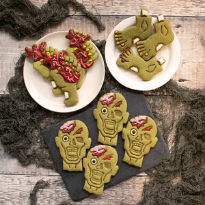 Heart in Zombie Hand Cookie Cutter | Bakerlogy Biscuit Cutters ...