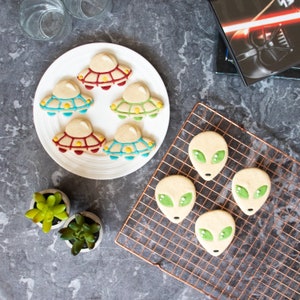Alien and UFO Cookie Cutters | Biscuit Dough Cutter | Spaceship Space ...