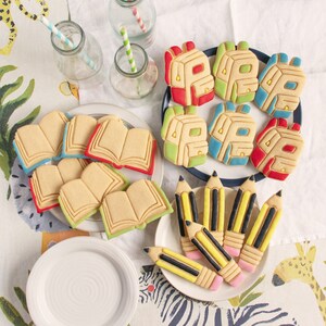 Book Cookie Cutter - Bake Back to School Party Biscuits - Etsy