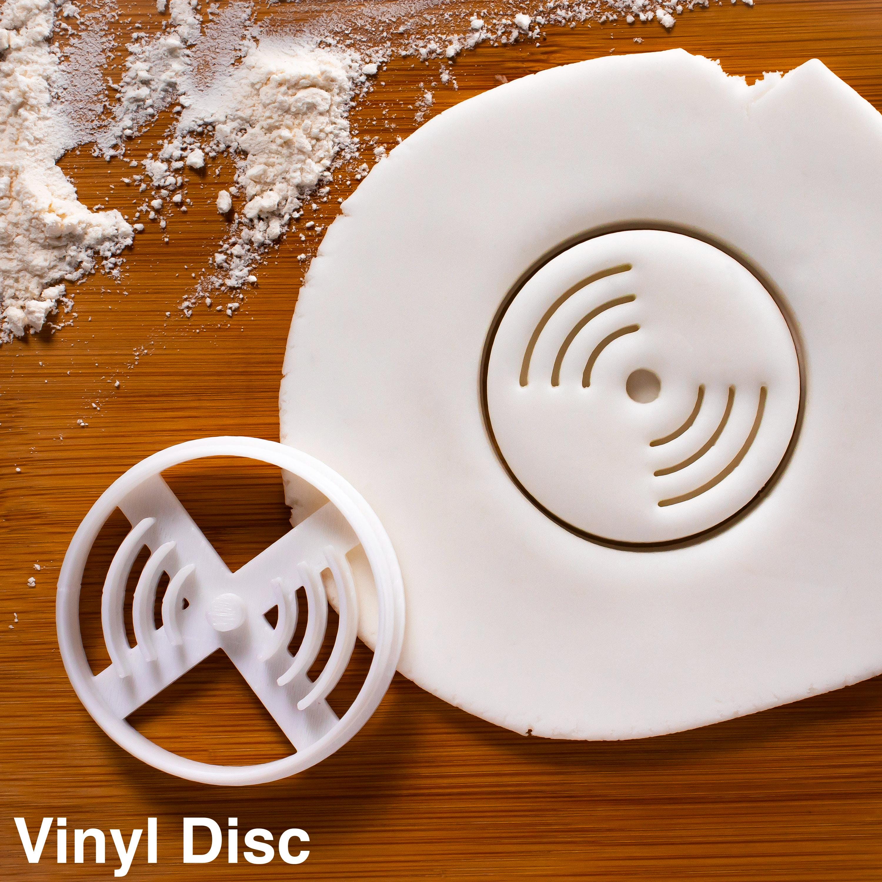 Vinyl Player Cookie Cutter | Bakerlogy Biscuit Cutters Record Player ...