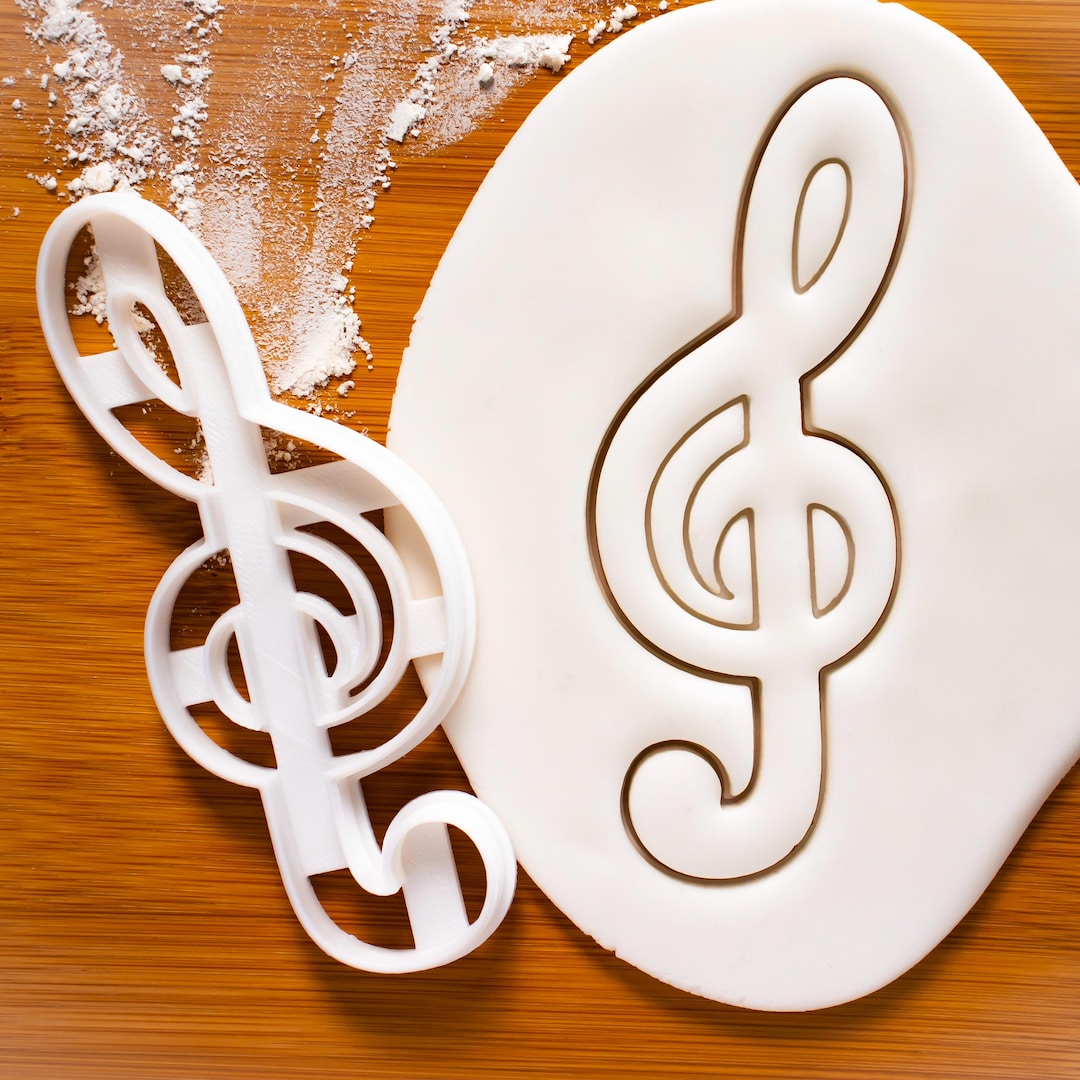 Treble Clef Cookie Cutters | Bakerlogy Biscuit Cutters Concert Music ...