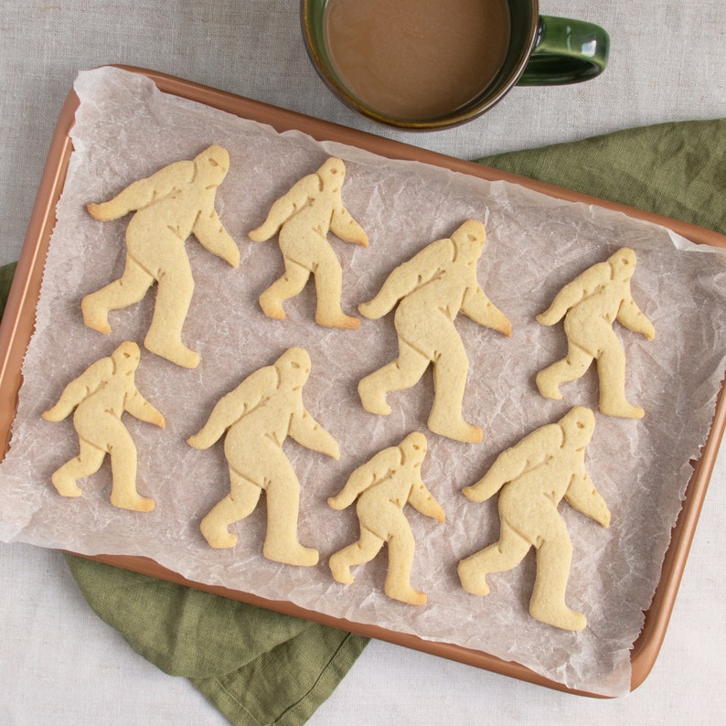 Bigfoot Cookie Cutter – Sasquatch, Yeti & Cryptid Theme Baking - Etsy