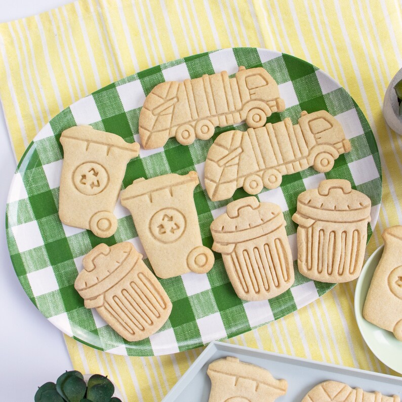 Recycling Wheelie Bin Cookie Cutter - Garbage Truck Themed Birthday ...