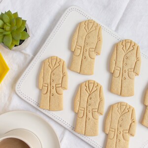 Lab Coat Cookie Cutter: White Coat Design for Scientists, STEM Teachers ...