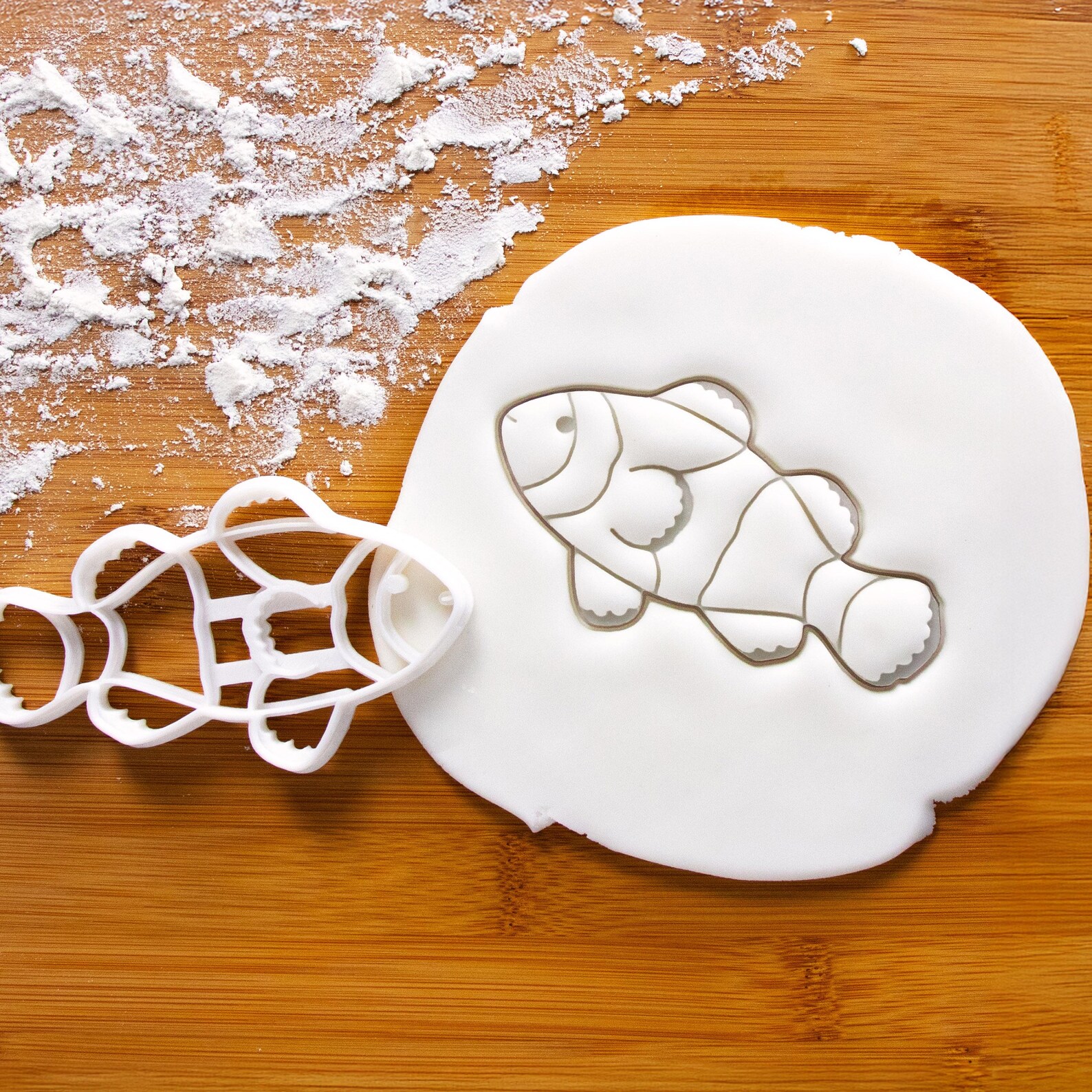 Clownfish Cookie Cutter - Bake Under the Sea Creatures Biscuits for ...
