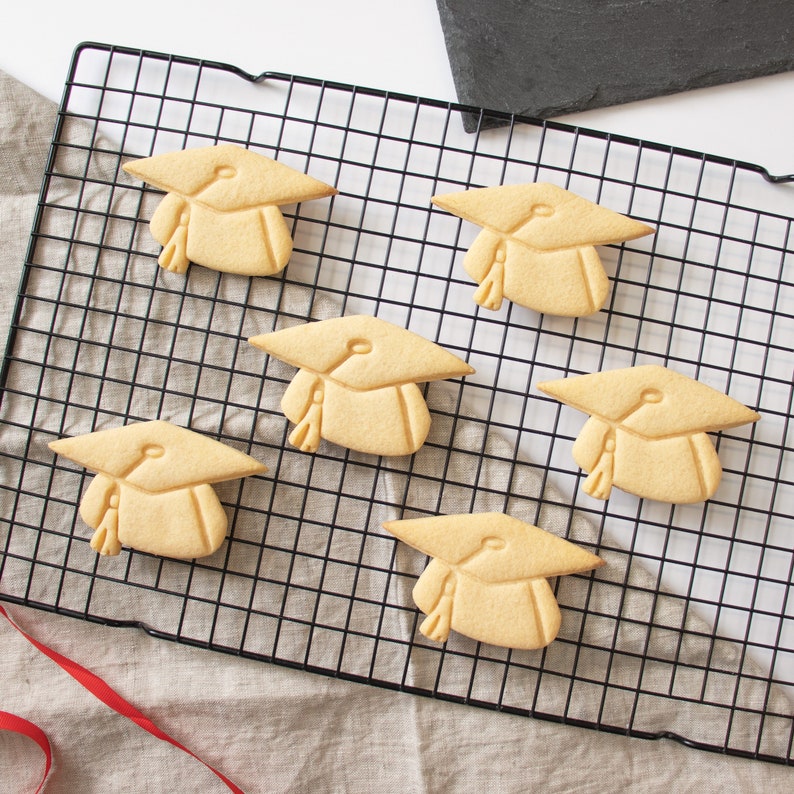 Scroll Cookie Cutter Graduation Ceremony Party Commencement - Etsy UK