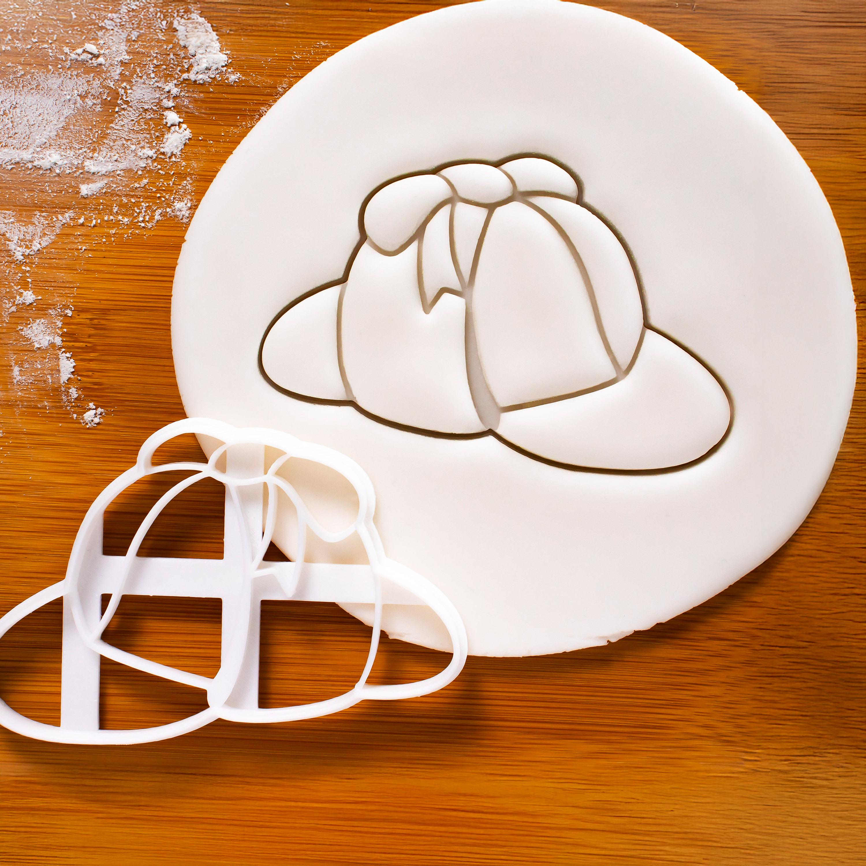 Sherlock Holmes Deerstalker Cookie Cutter – Detective Hat Shape for ...